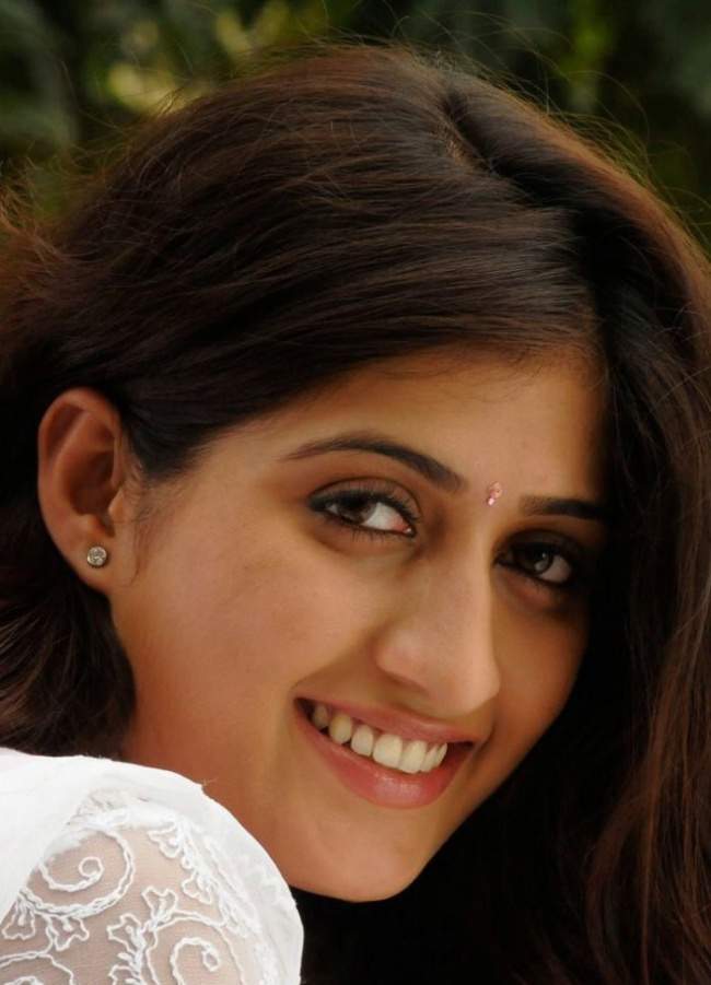 Anisha Singh Stills - M9.news