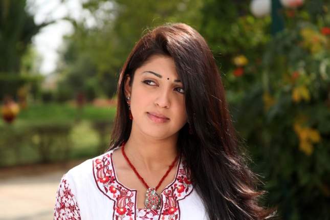Praneetha Latest Cute Stills - M9.news