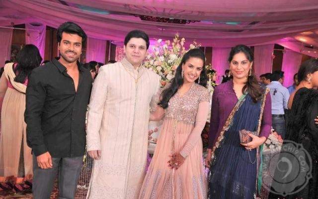 Allu Arjun and Ramcharan Tej at Friends engagement - M9.news