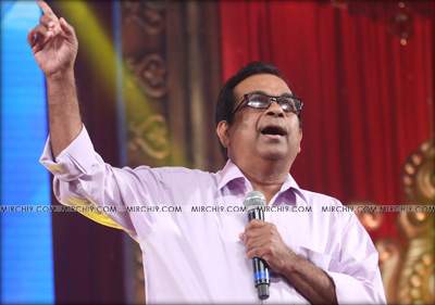 Star comedian's 'A' talk on Audio launch stage! - M9.news