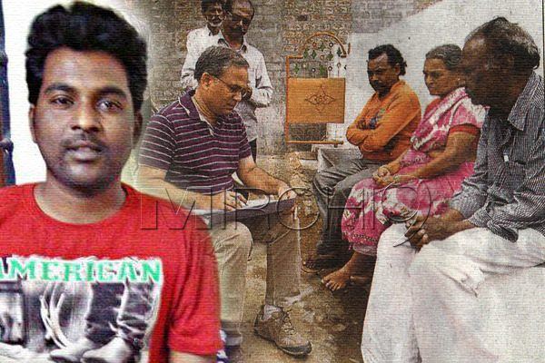 Rohit Vemula's father adds new twist to the case! - M9.news