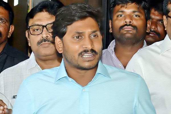 YS Jagan Bans Media, YS Jagan Bans Press