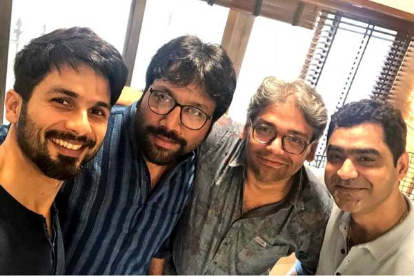 Arjun Reddy Remake: Sandeep Reddy With Second Hero Shahid Kapoor