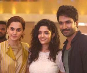 Neevevaro Pre Release Press Meet Stills - Aadhi Pinisetty, Taapsee Pannu