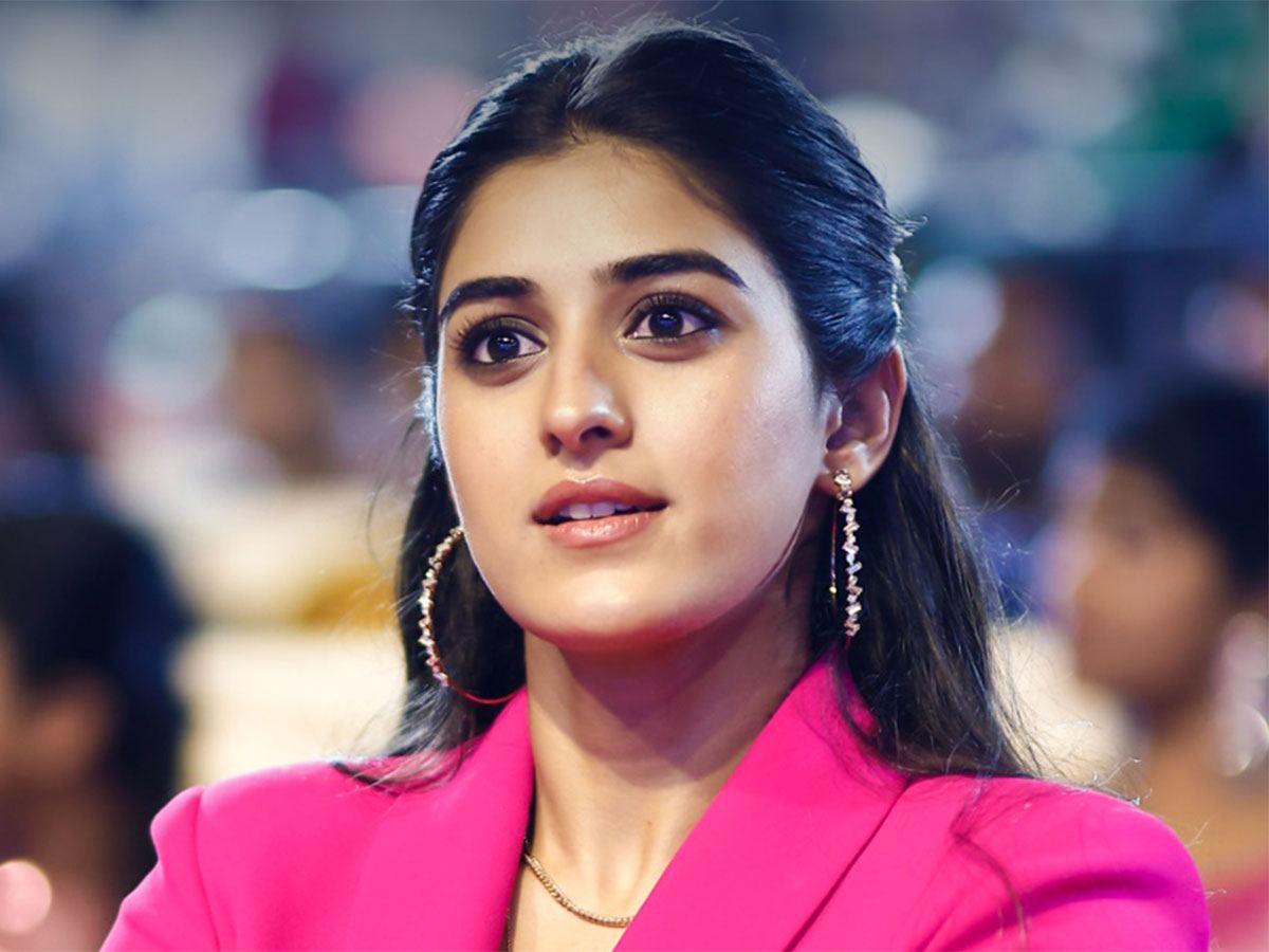 Sakshi Vaidya - Another Reason For Agent's Downfall
