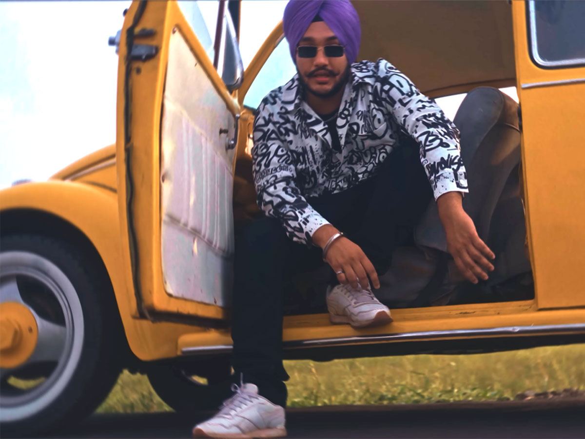 Punjabi Smash 'Gaddiyan Uchiya Rakhiya' Drive Netizens into Frenzy