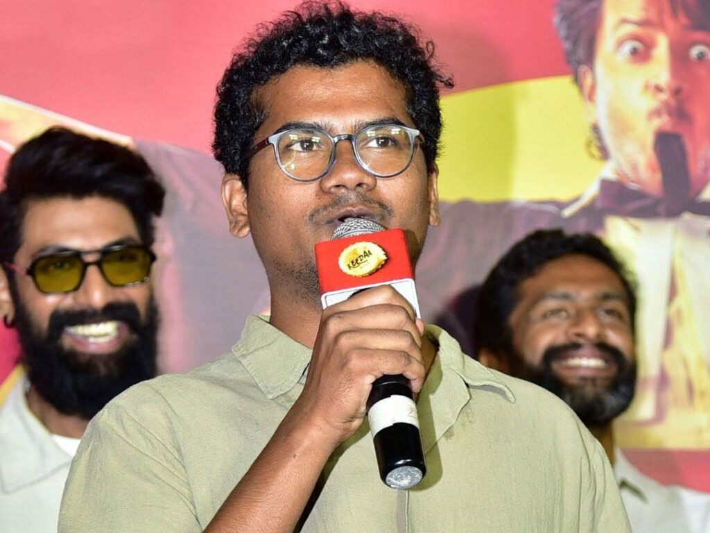 Youth Loving the Dumb Guy Vishnu Oi On-Screen!