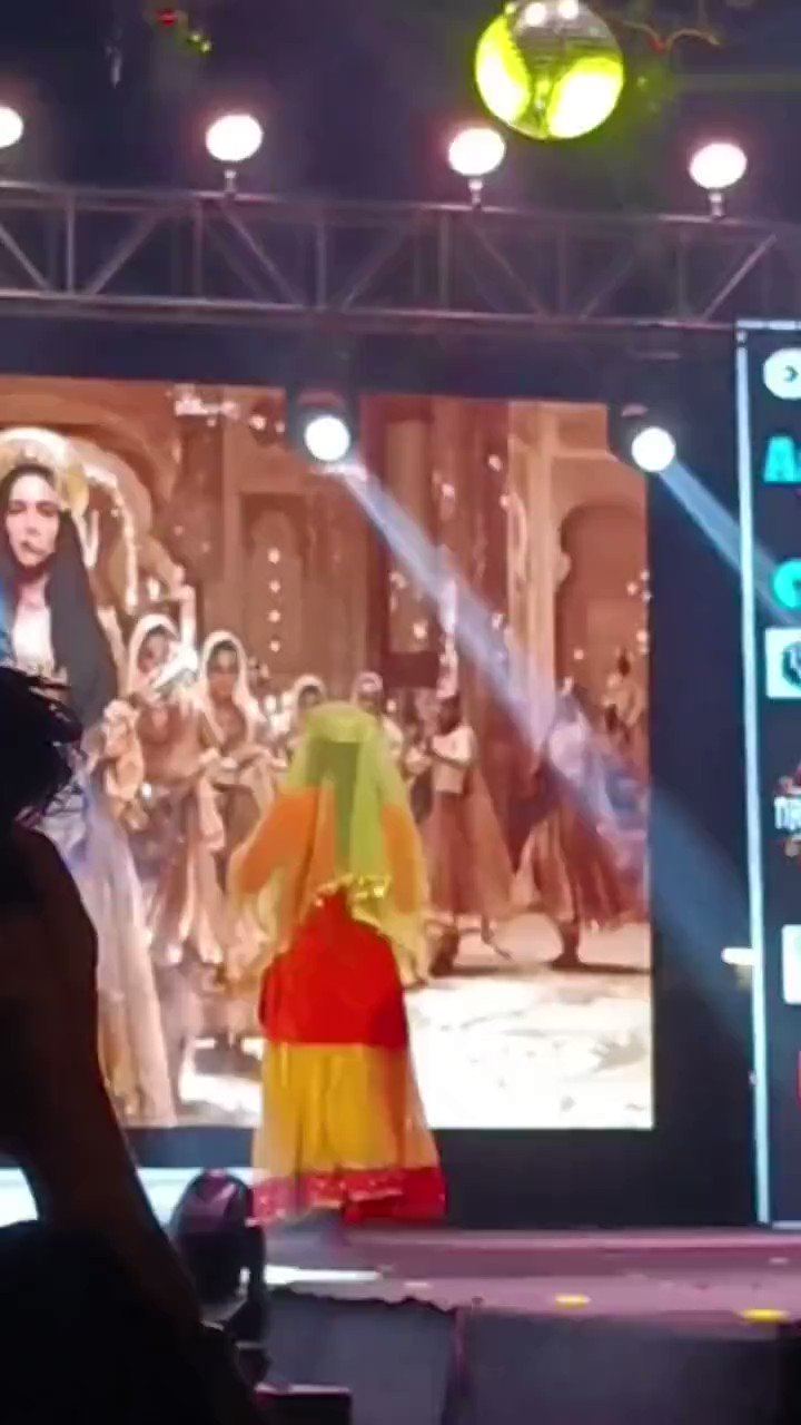 Students Perform On Deepika's Boyfriend Count