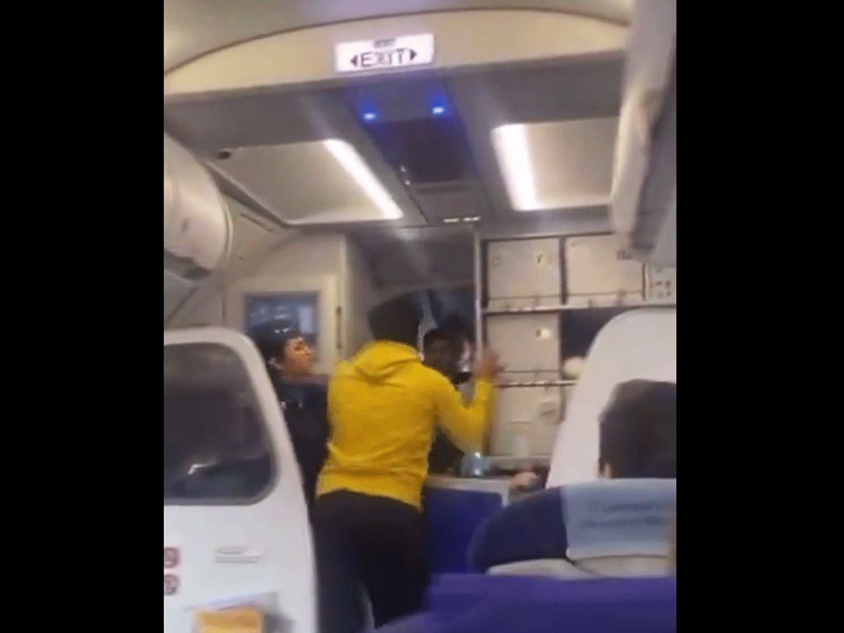 Pilot Beaten Up By Passenger In India
