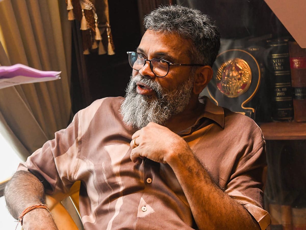 Pushpa 2 Release Drama: Can Sukumar Be Trusted?