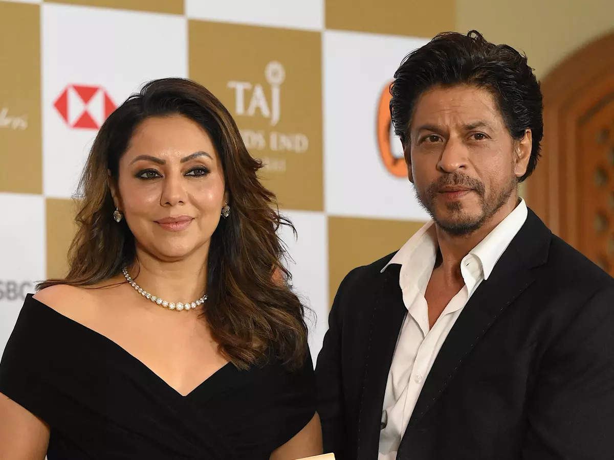 Shah Rukh Khan's New Controversy Is BJP Favoring Him