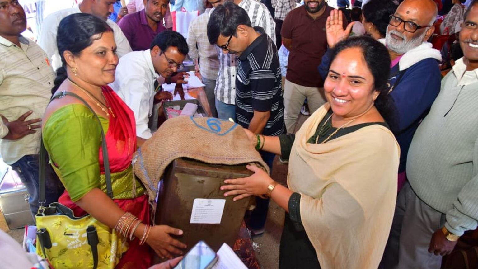 Telangana Panchayat Polls: Chandrababu Wins Over Jagan