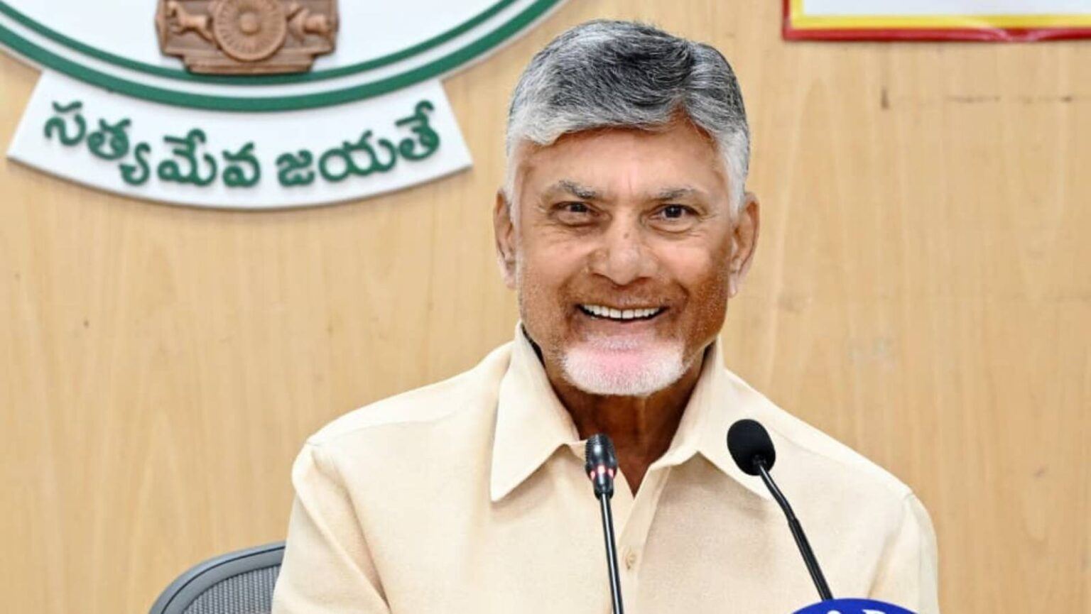 Chandrababu Naidu Reviews 2025 Progress at Secretariat