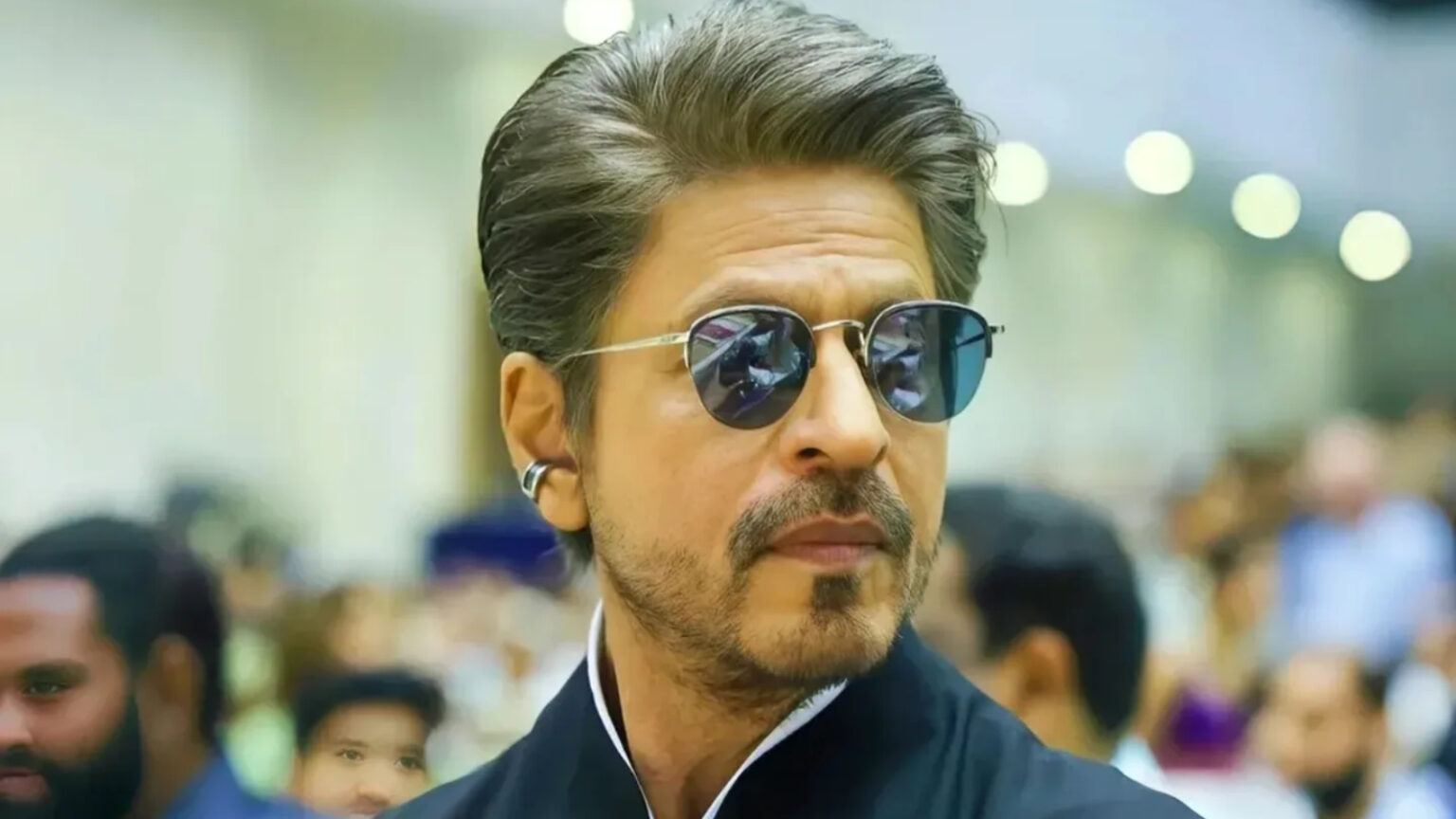 Main Hoon Naa 2 in 2026: Is It SRK’s Riskiest Film?