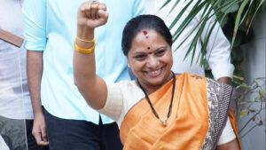 Kavitha Visits Tirumala After Delhi Case